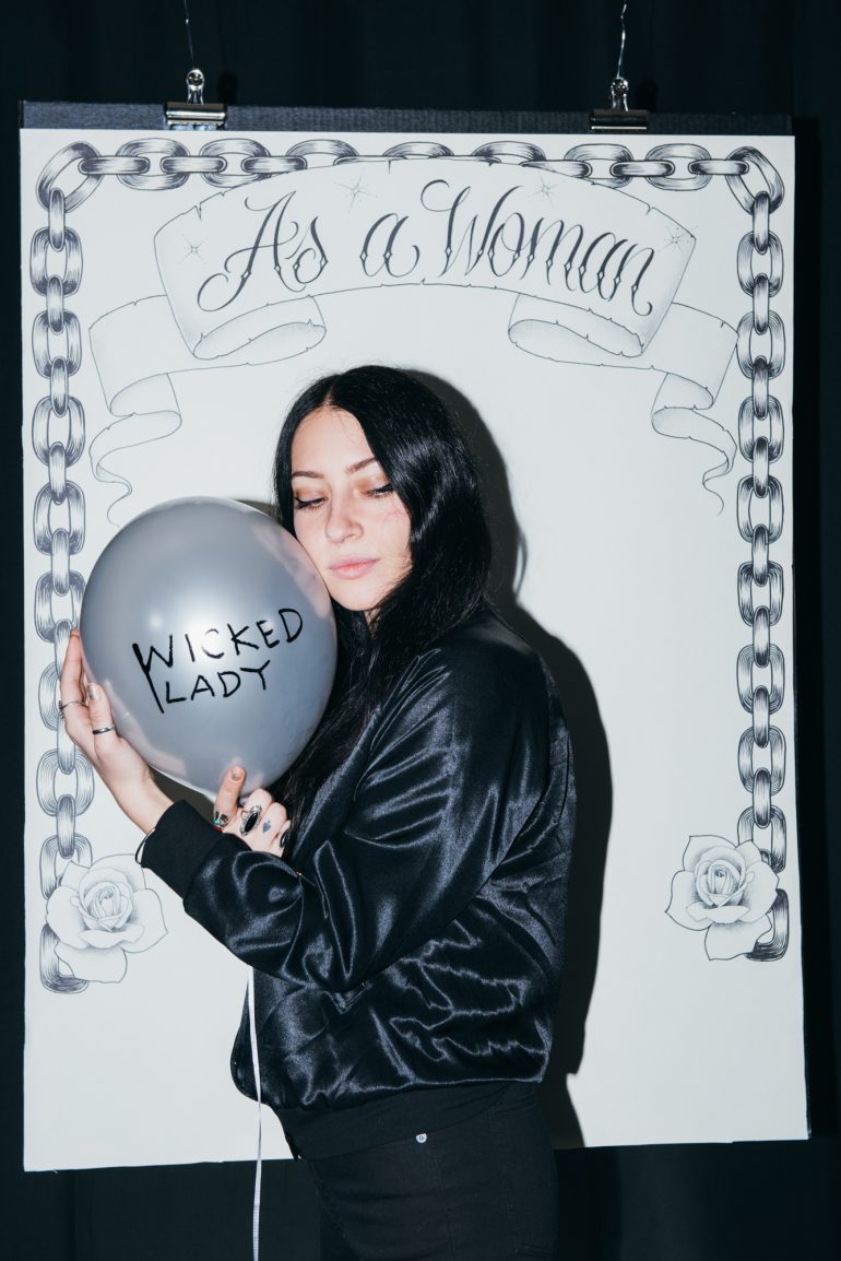 LADYGUNN – LADYGUNN X HRDWRKER PRESENT "As A Woman" - OLIVIA JAFFE