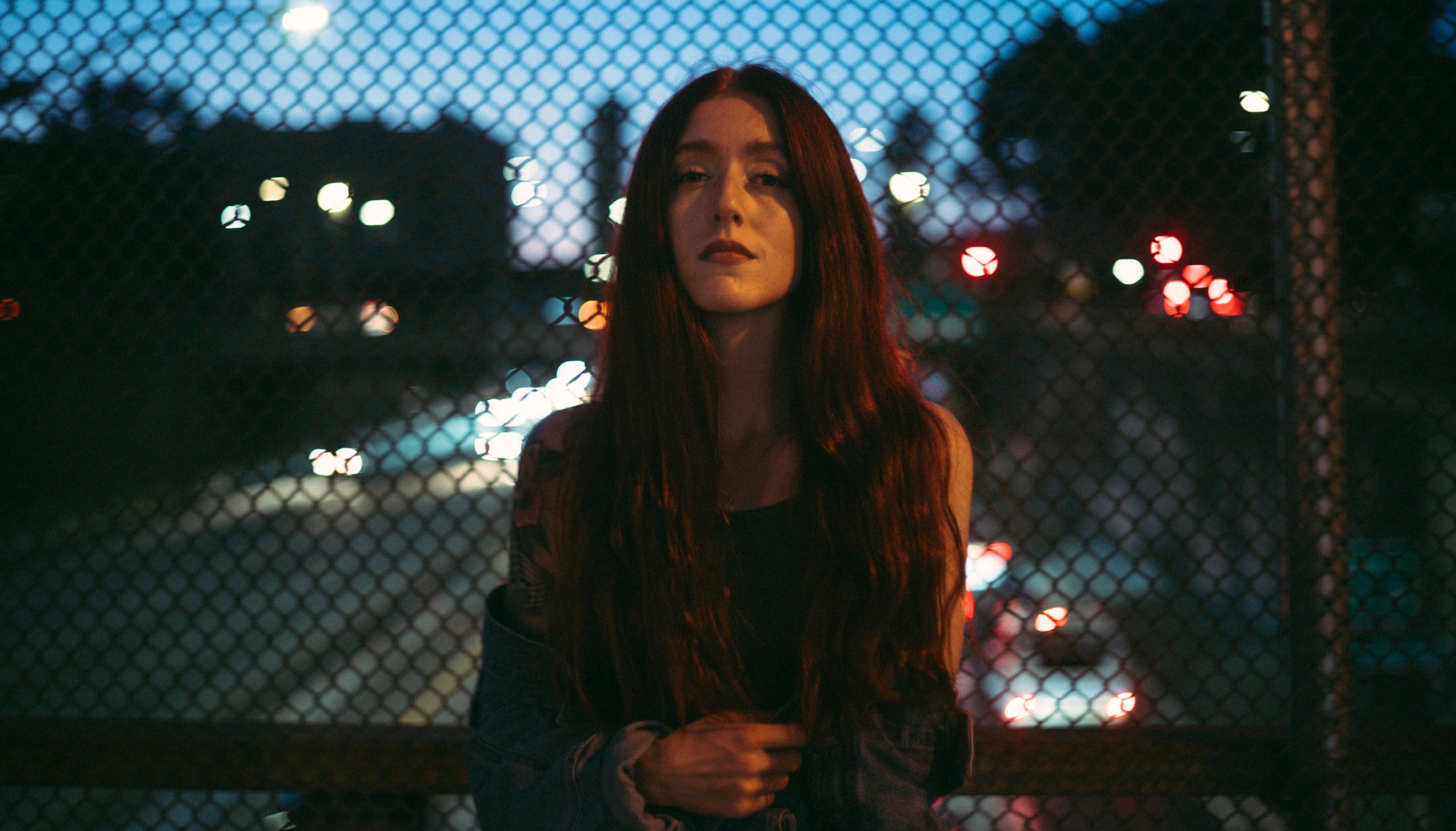 LADYGUNN – SWEDISH SINGER ELINA PREMIERES ANOTHER ROUND