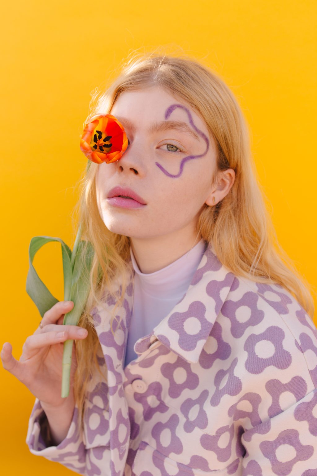 LADYGUNN – TULIPS AND TINGS