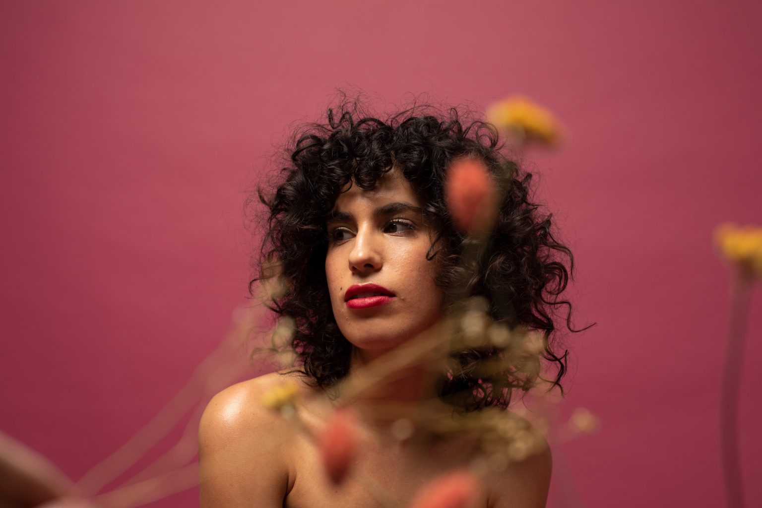 LADYGUNN – LISTEN TO "SEE ME NOW": SONIA STEIN SHARES FASHION STAPLES ...