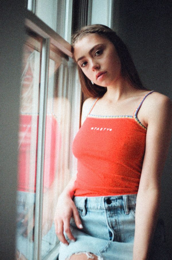 LADYGUNN – BAKER GRACE: SHE’S A “KEEPER”