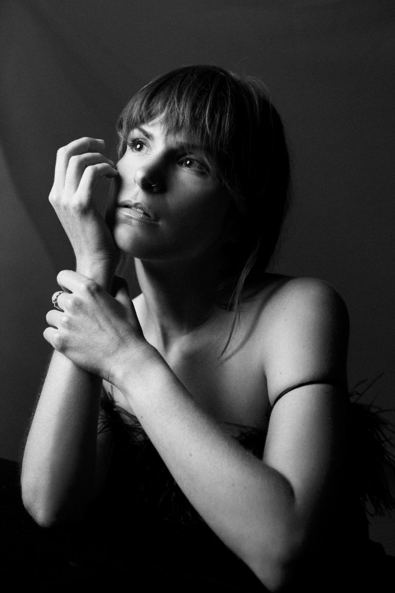 LADYGUNN – LYDIA LUCE DISCUSSES HER NEW ALBUM 'DARK RIVER'