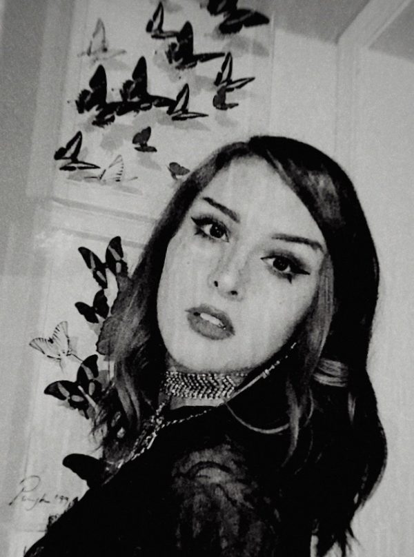 SELF MADE ARTIST MOTHICA ON HER NEW ALBUM BLUE HOUR