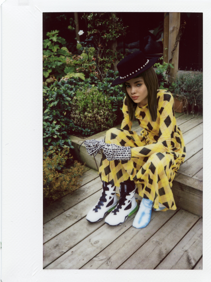 INTRODUCING MIQUELA, THE GEN Z LORETTA MODERN