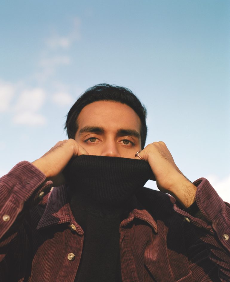 LADYGUNN – THE POETICS BEHIND EDWIN RAPHAEL