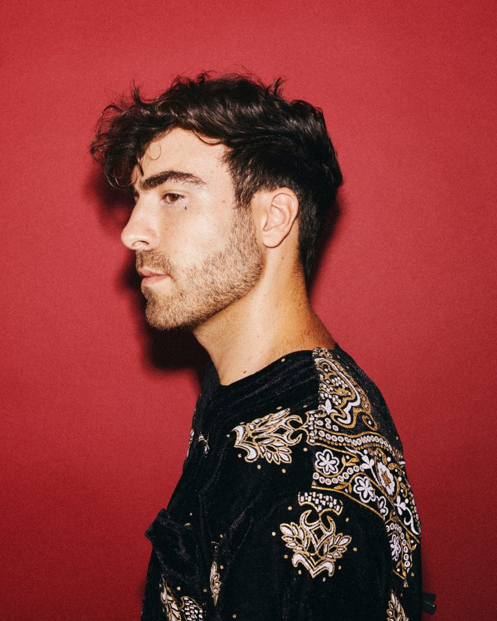 LADYGUNN – MIKE TAVEIRA RELEASES "SEX FOR BREAKFAST" FT ALLIE X