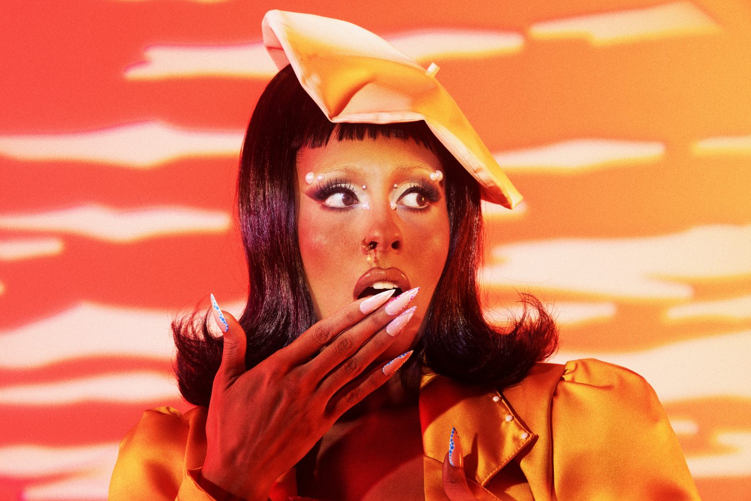 LADYGUNN – "Um,Hello" Pick Up The Phone, its LAYA!