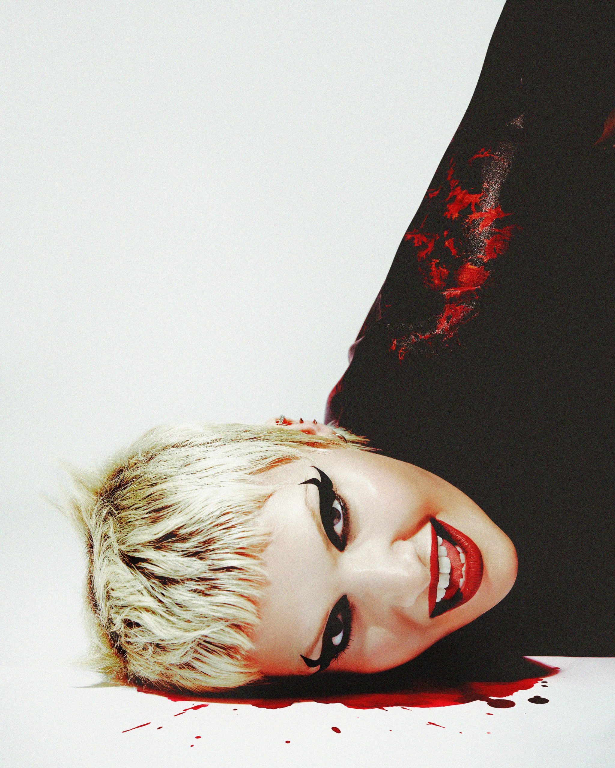 LADYGUNN – CASSYETTE Leads The Sad Girl Movement One Mixtape At A Time