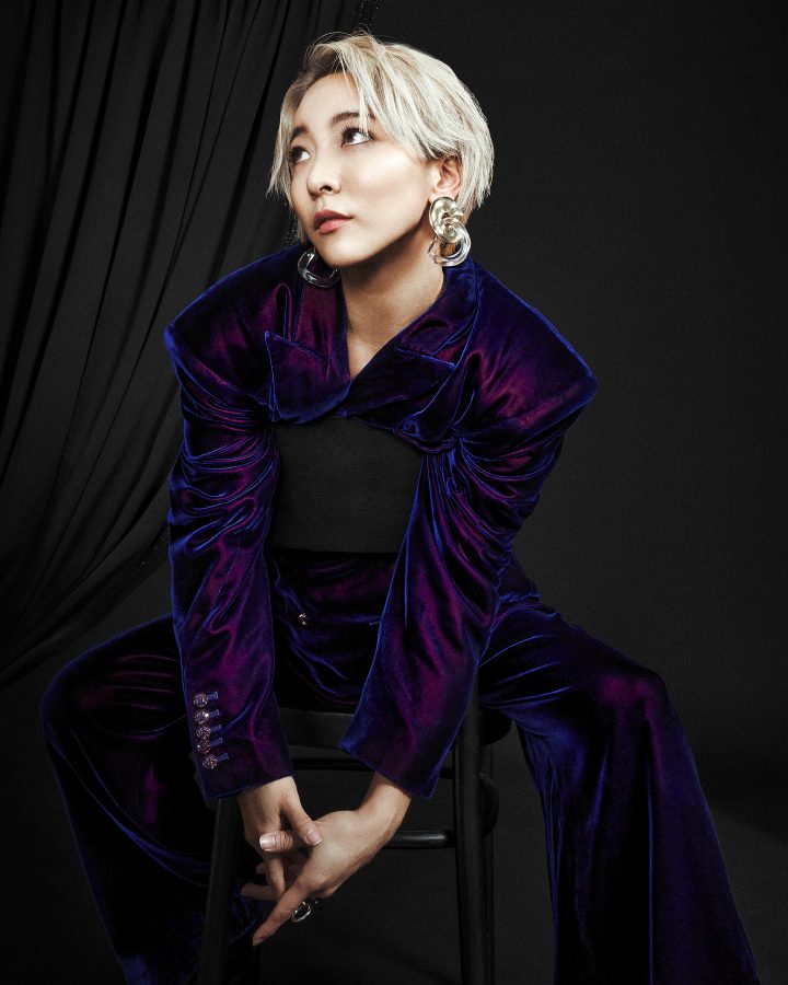 LADYGUNN – Two Generations of K-Pop Later, LUNA is Still Acing It