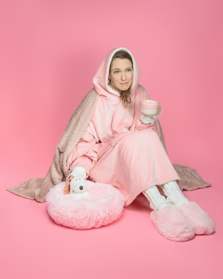 LADYGUNN – BARBIEZ WORLD