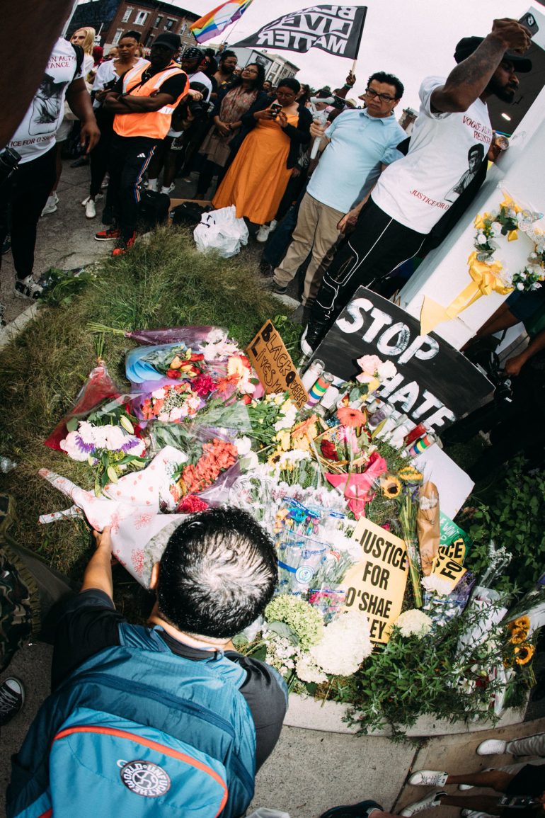 LADYGUNN – WE WONT STOP DANCING