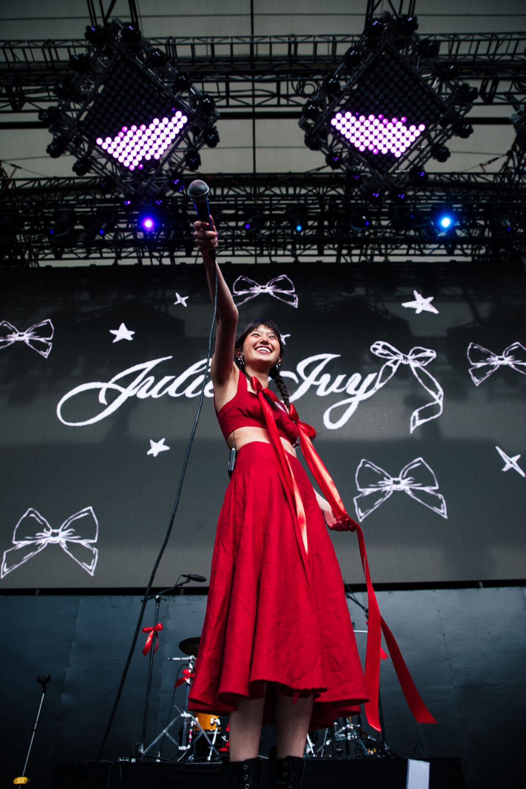 LADYGUNN – JULIET IVY DID WHAT SHE WANTED, AND NOW SHE'S PERFORMING IN ...