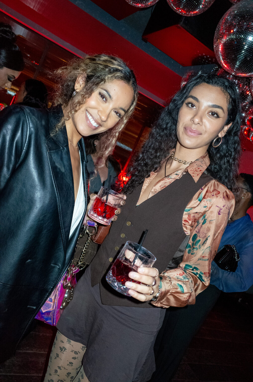 LADYGUNN – YOUNG HOLLYWOOD TAKES OVER TASTE AT SUNSET