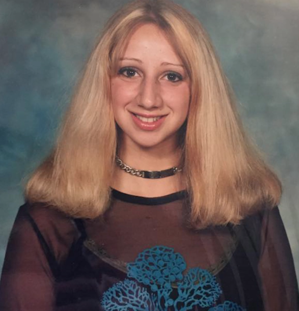LADYGUNN – GINA TRON: ON SUSPECT, A STRAIGHT-SHOOTING MEMOIR